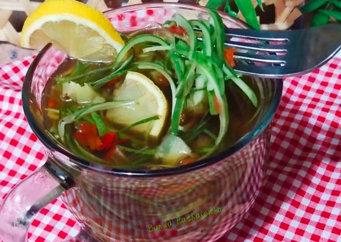 Resep Es Rujak Kulit Timun oleh Bunda Pashalenko - Cookpad