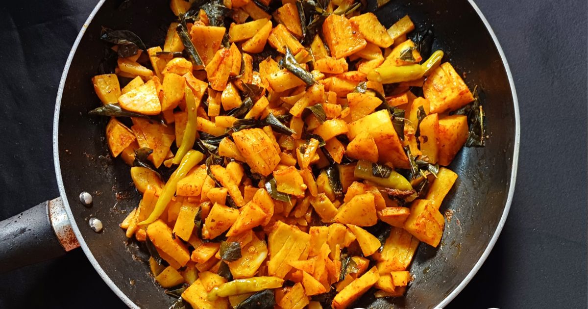 Tawa Aloo Fry Recipe by ZMA - Cookpad