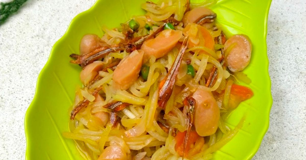 Resep Tumis Labu Siam Teri Sosis oleh Mita.W#MommyFayzel# - Cookpad