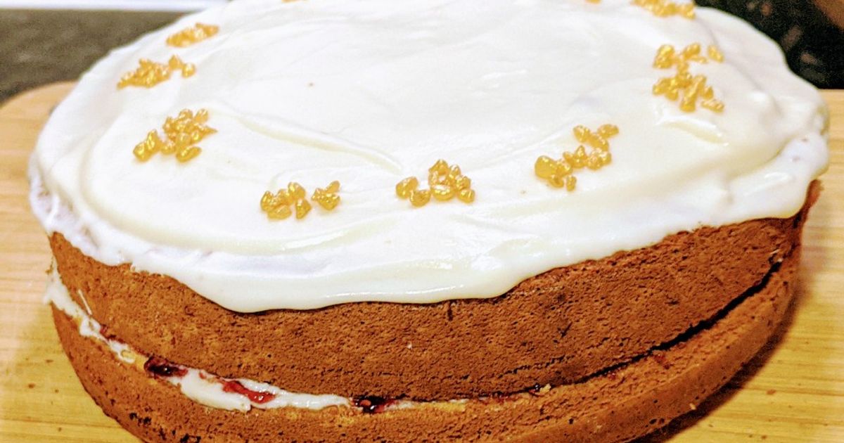 Royal Vanilla And Raspberry Victory Cake 👑🇬🇧 ️🎖️🤴👸🍰🎂🏆 Recipe by ...