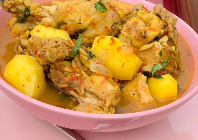 Chicken pepper soup girki daga Ayshat Adamawa(U. Maduwa) - Cookpad