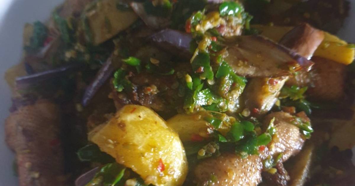 Resep Sambal hijau kepala leher ayam kentang dan terong lezaatt oleh ...