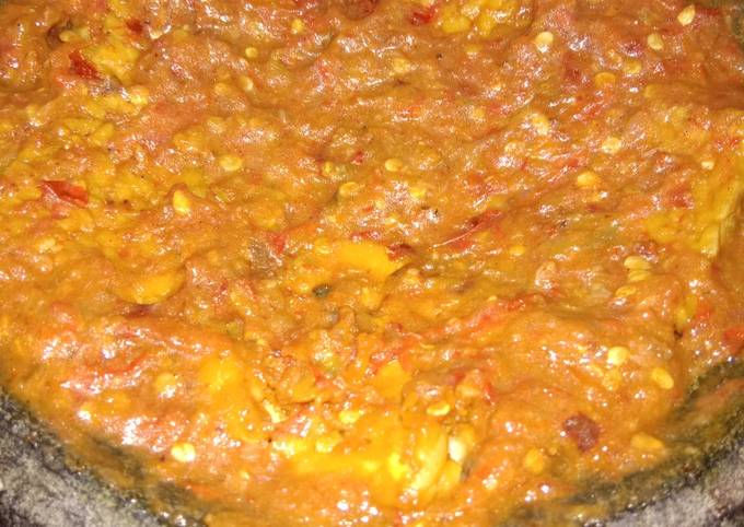 Resep Pecak tempe sambal tomat oleh Mama Oky - Cookpad