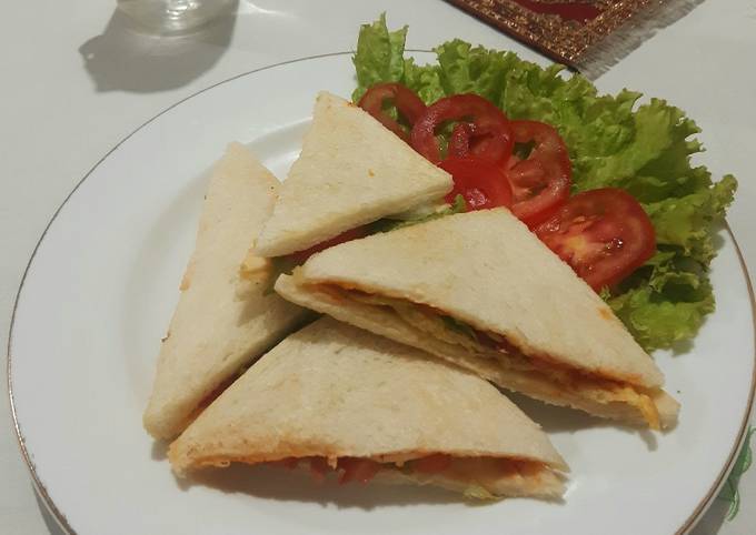 Resep Sandwich Roti Tawar Telur Keju oleh Tri Widayati - Cookpad