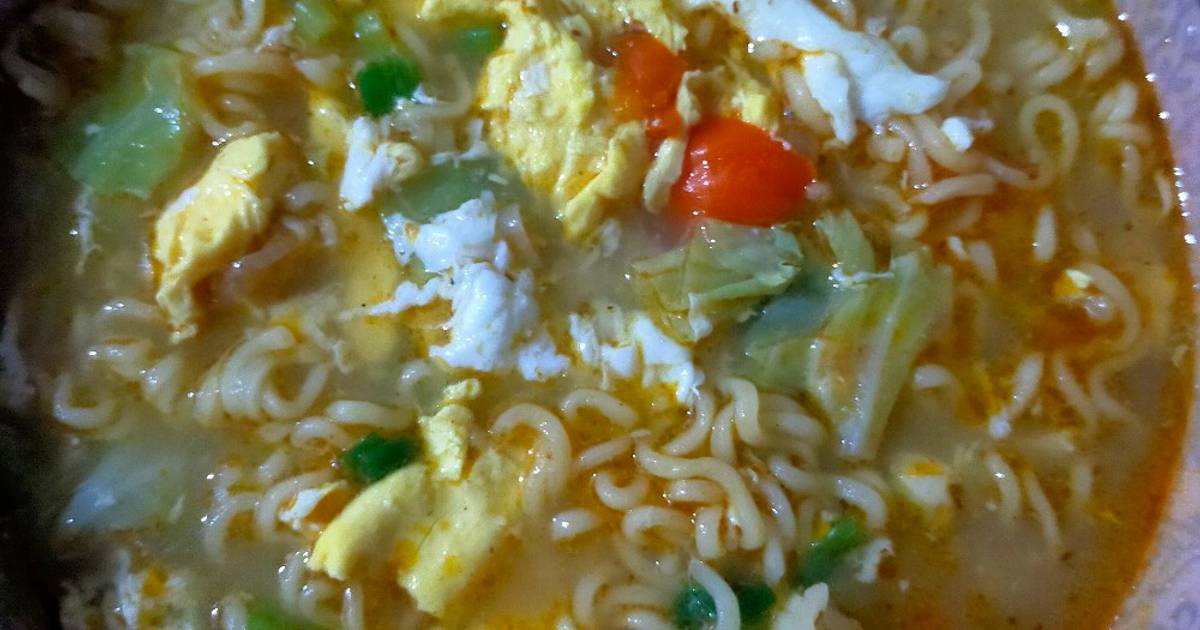 Resep Sarimi ayam bawang oleh Elysa Ismawati - Cookpad