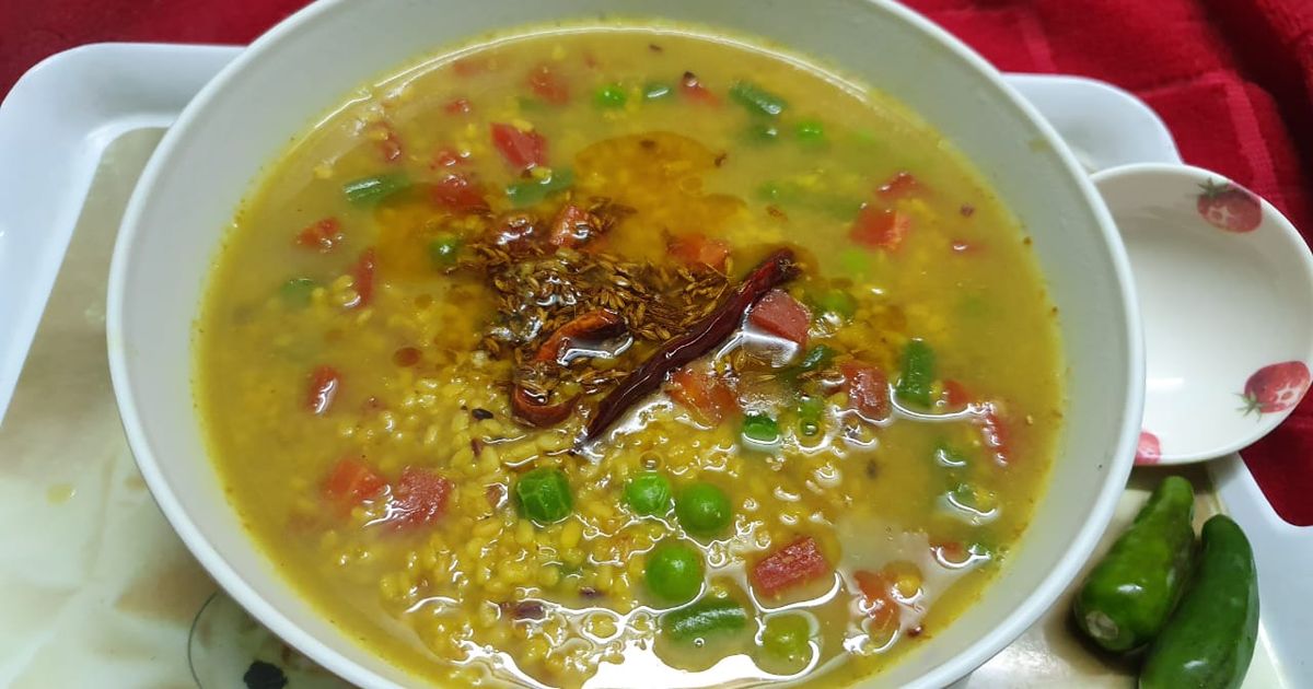 Mixed Veg Moong Dal Recipe by Kumkum Chatterjee - Cookpad