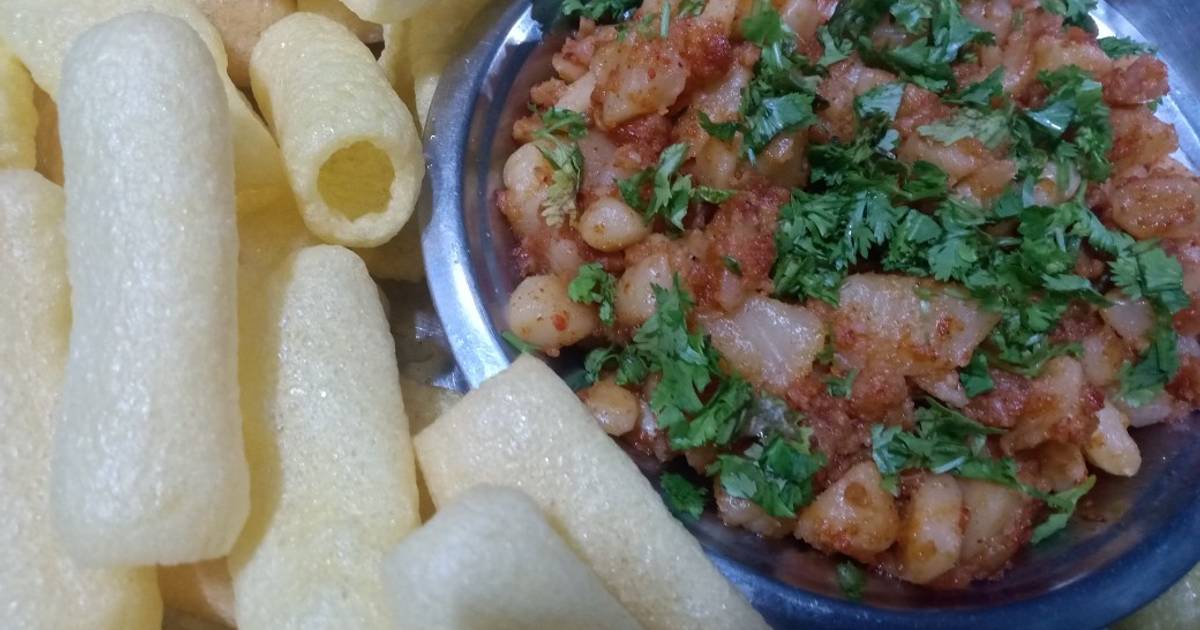 Gujarat's famous street food: BHUNGLA BATEKA Recipe by Janhvi - Cookpad