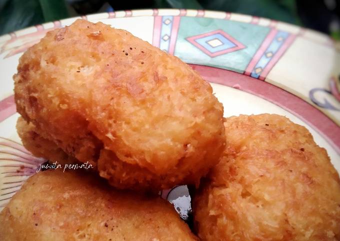 Resep Combro Crispy Isi Sambal Tempe oleh Juwita permata sari - Cookpad