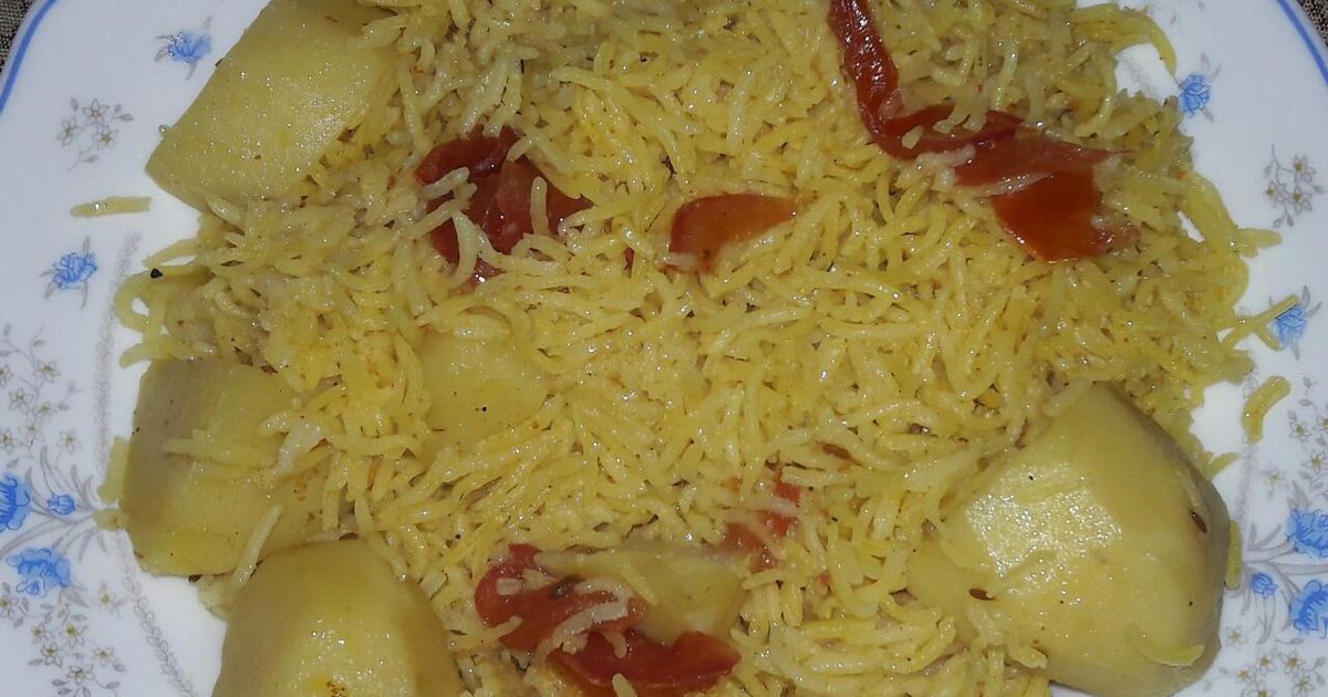 Aloo Tihari Recipe by Bushra's Kitchen - Cookpad