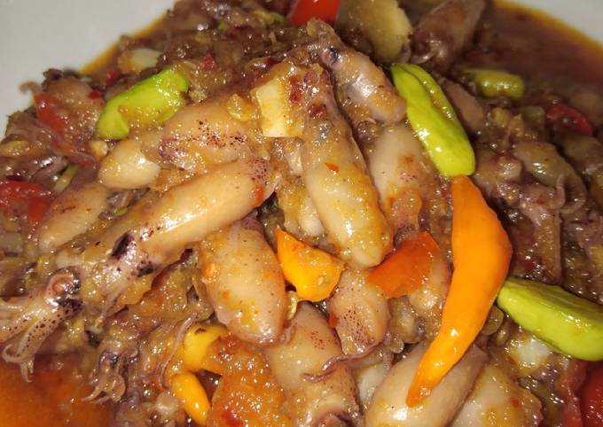 Resep Baby cumi sambal pedas oleh Dini - Cookpad
