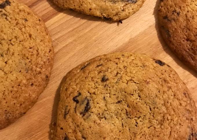 Resep Choco Chip Cookies Subway oleh Nana Otto - Cookpad