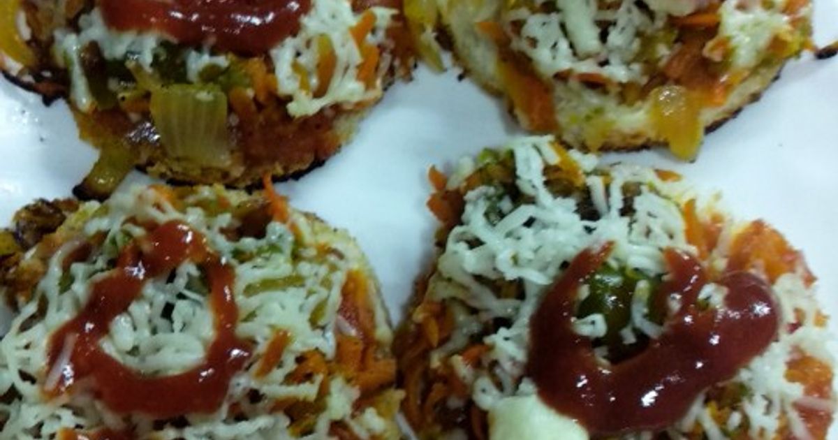 Cheesy Pizza Shots Recipe By Mamta Rastogi