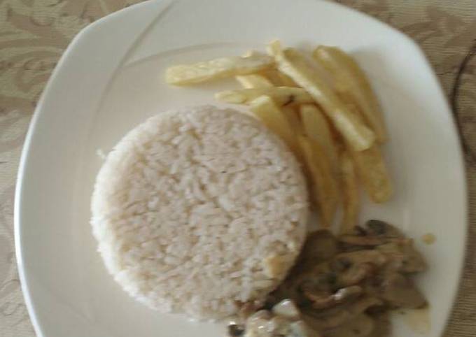 Muchacho en salsa de champiñones Receta de Luis Bertel- Cookpad