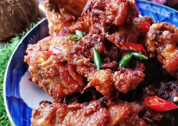 Resipi Ayam Goreng Garlic oleh Julia ALeen Aireish - Cookpad