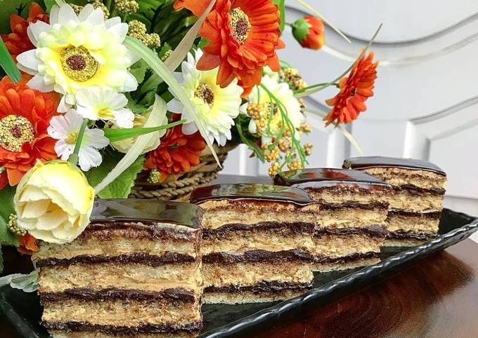 Resep Opera Gateau / Opera Cake oleh Julia Selinda - Cookpad