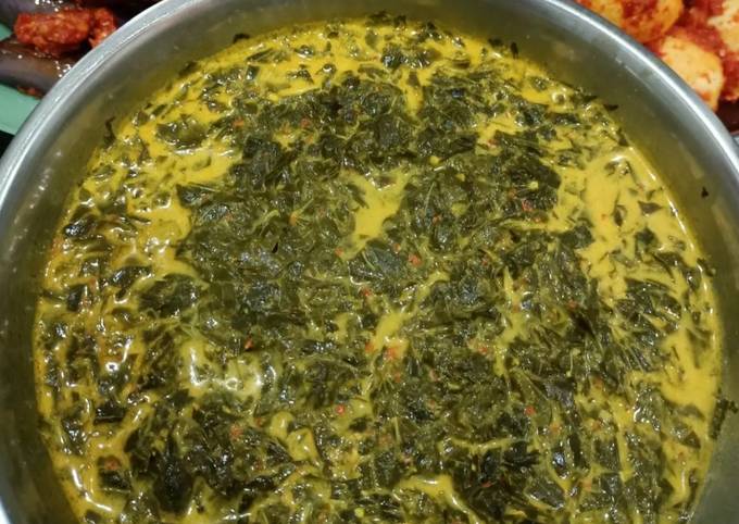 Resep Sayur daun ubi gulai rames oleh Chaira Attamimi - Cookpad