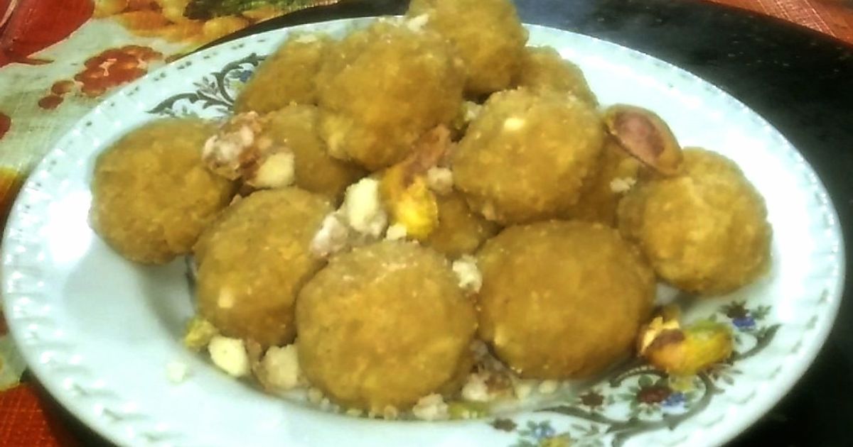 Wheat Flour Ladoo Recipe by Krishna Biswas - Cookpad