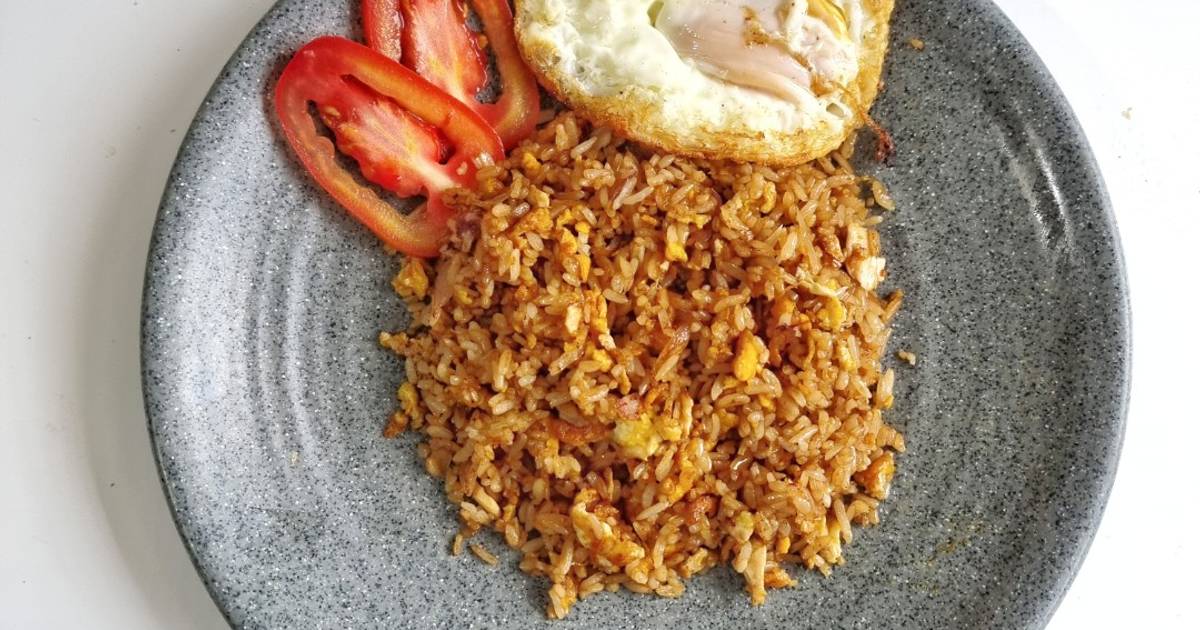 Resep aneka Nasi Goreng praktis dan mudah dibuat di rumah!