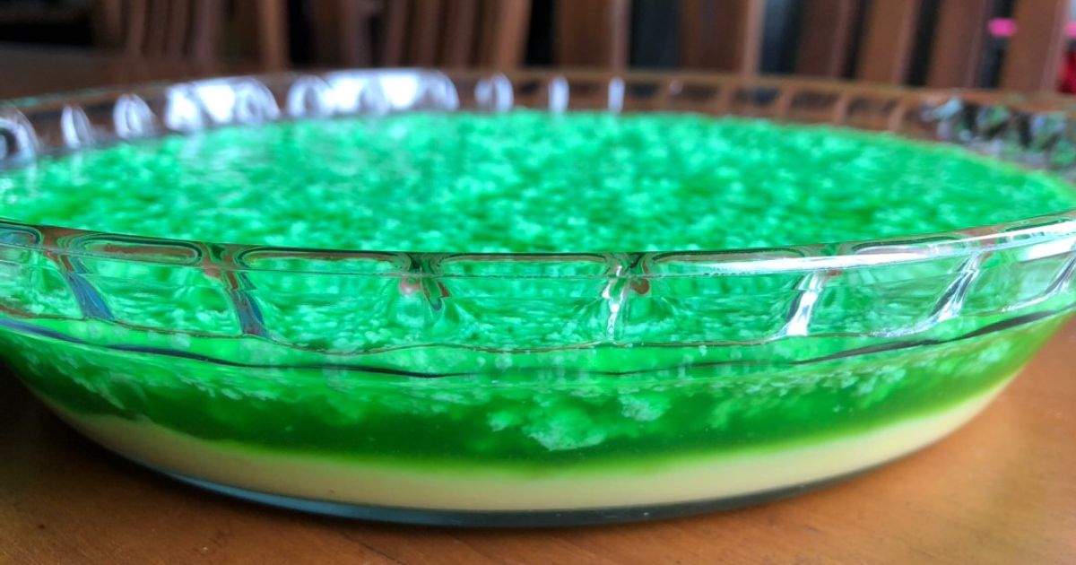 Resep pudding lumut pakai vla rumahan enak dan mudah - Cookpad
