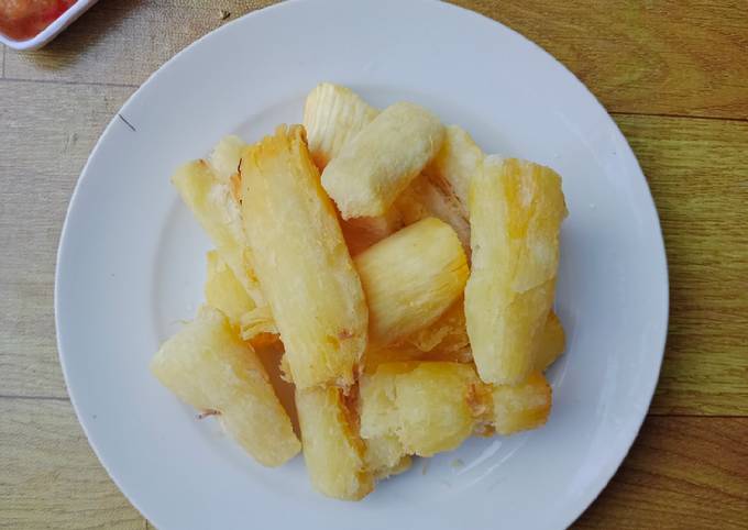 Resep Singkong Goreng Banjir Sambal Singkong oleh Vina fitriana - Cookpad