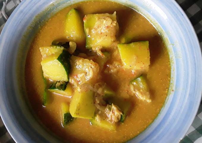 Resep Gulai Labu Kuning Muda oleh SaRa visRie - Cookpad