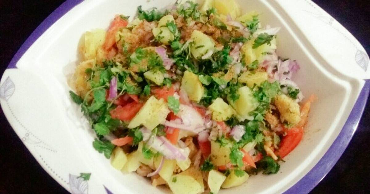 Mix plate (chana chaat) Recipe by saba naz - Cookpad