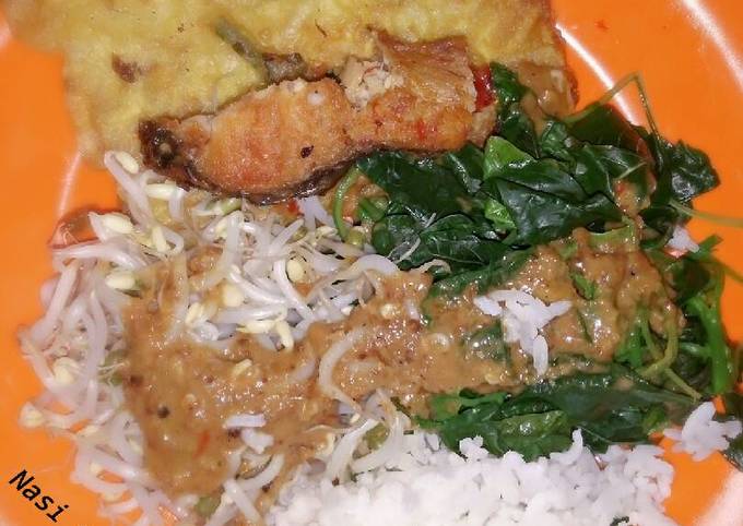 Resep Naspelang (Nasi pecel Malang) oleh Siti.Ms - Cookpad