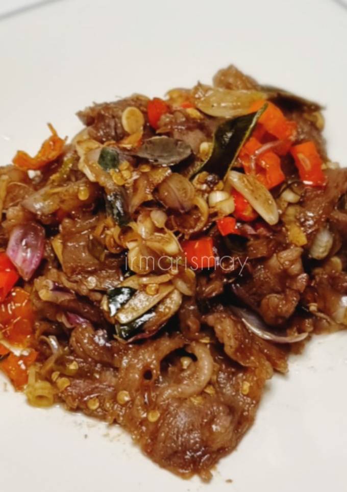 Resep 491. Sliced Beef with Sambal Matah oleh Irma Rismayanti - Cookpad