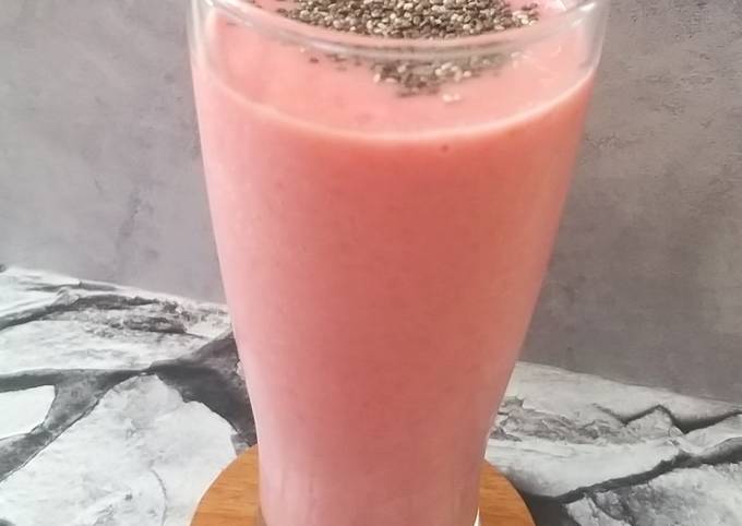 Resep Jus Jambu Merah Susu Cocopandan oleh Roro Woelan - Cookpad