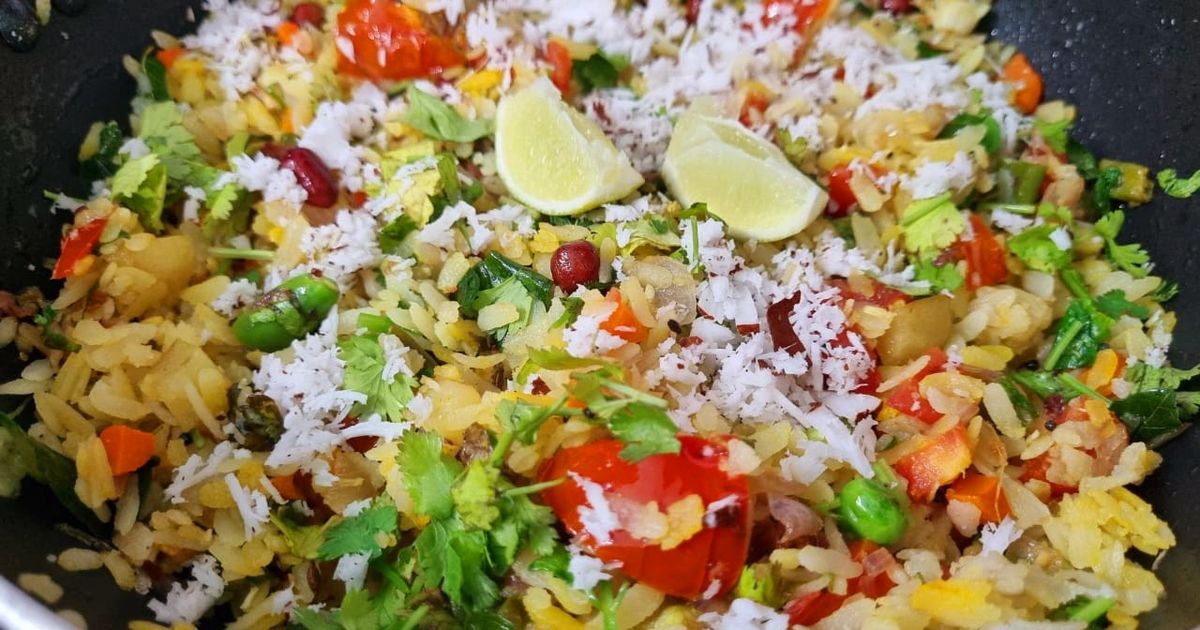 Tangy Tomato Coconut And Mixed Veggies Poha Recipe by Kumkum Chatterjee ...