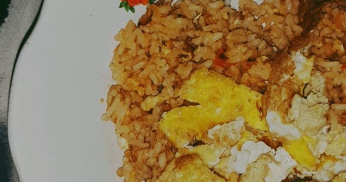 Resep Nasi Goreng Yummyyy oleh Adhela Dona Laurenza - Cookpad