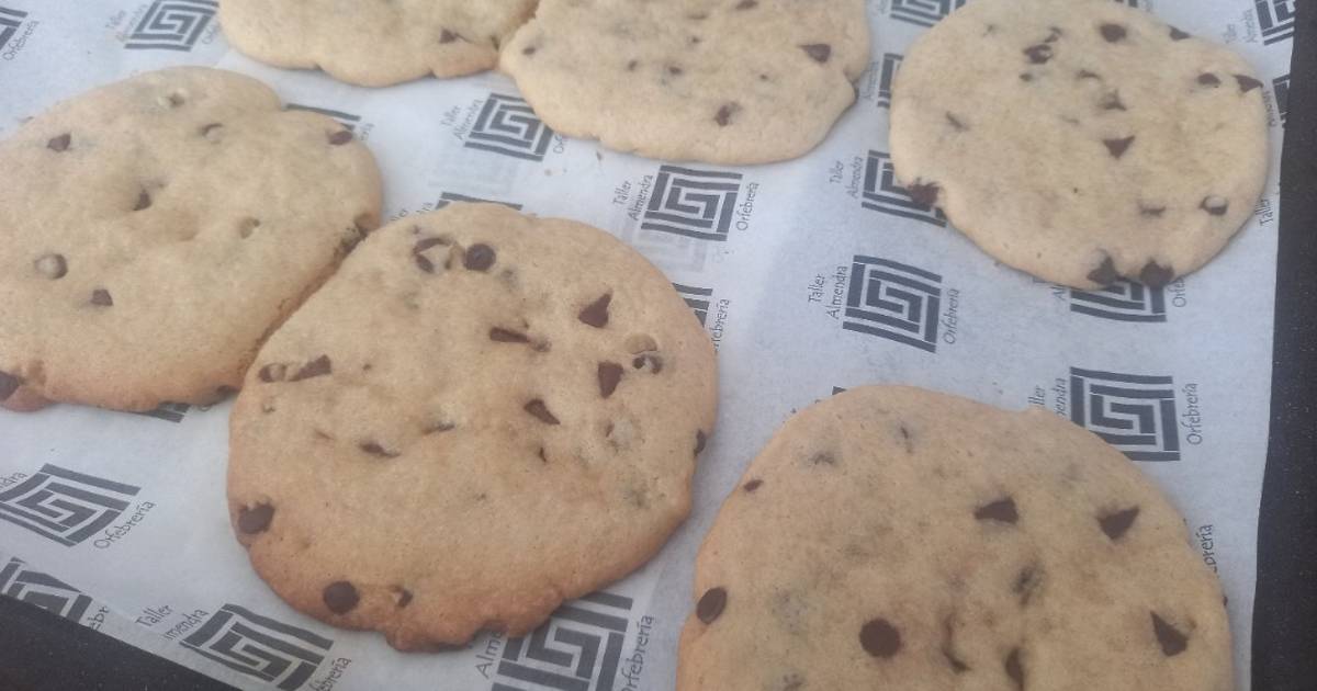 Galletas con chips de chocolate Receta de Almendra Miranda- Cookpad