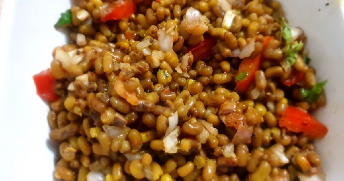 Sprouts Chat Recipe by anjujindal - Cookpad