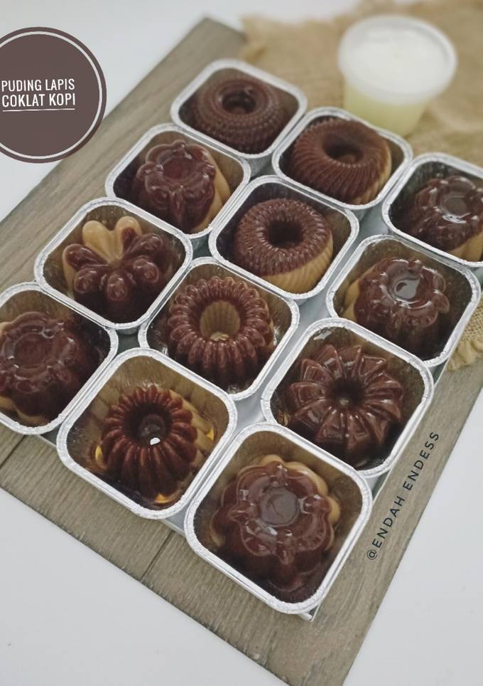 Resep Puding Cup Lapis Coklat Kopi Vla Susu 💛🎁 oleh Endah Mumpuni - Cookpad