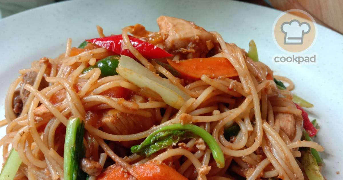 Resipi Spaghetti Goreng Mamak oleh mamy_kitchen89 - Cookpad