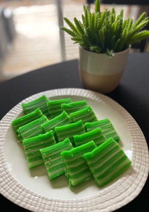 Indonesian Layers Go Green Cake Recipe By Canesia