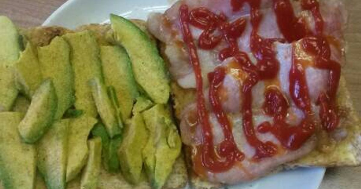 Beacon And Avo Toastie Recipe by Charlie Chop Chop - Cookpad