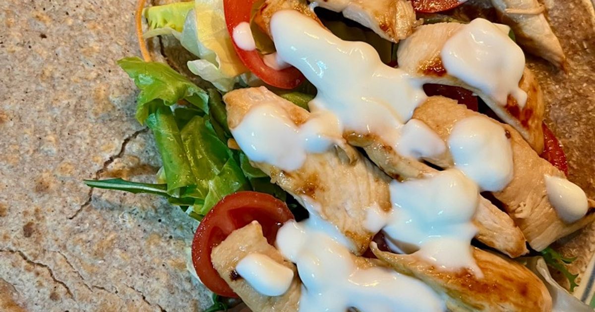 Homemade Piadina With Chicken, Salad, And Yogurt 🌮🍗🍅🥬 Recipe By Salvo ...