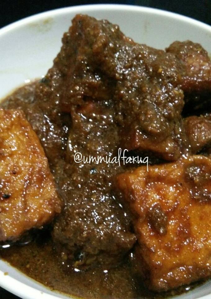 Resep Semur Daging dan Tahu Goreng (kuah kental) oleh Ummu Alfaruq ...