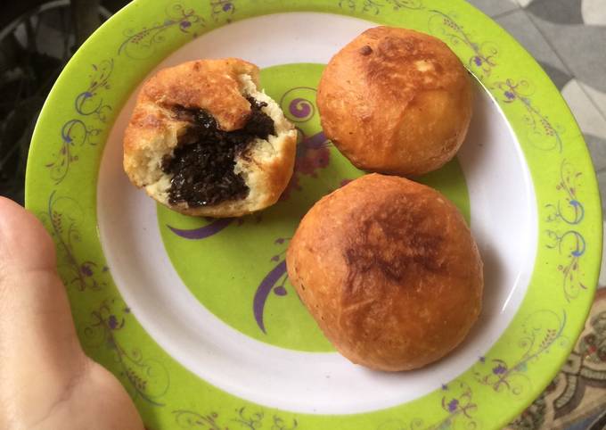 Resep Roti Goreng Coklat Simple oleh Octy Nabila - Cookpad