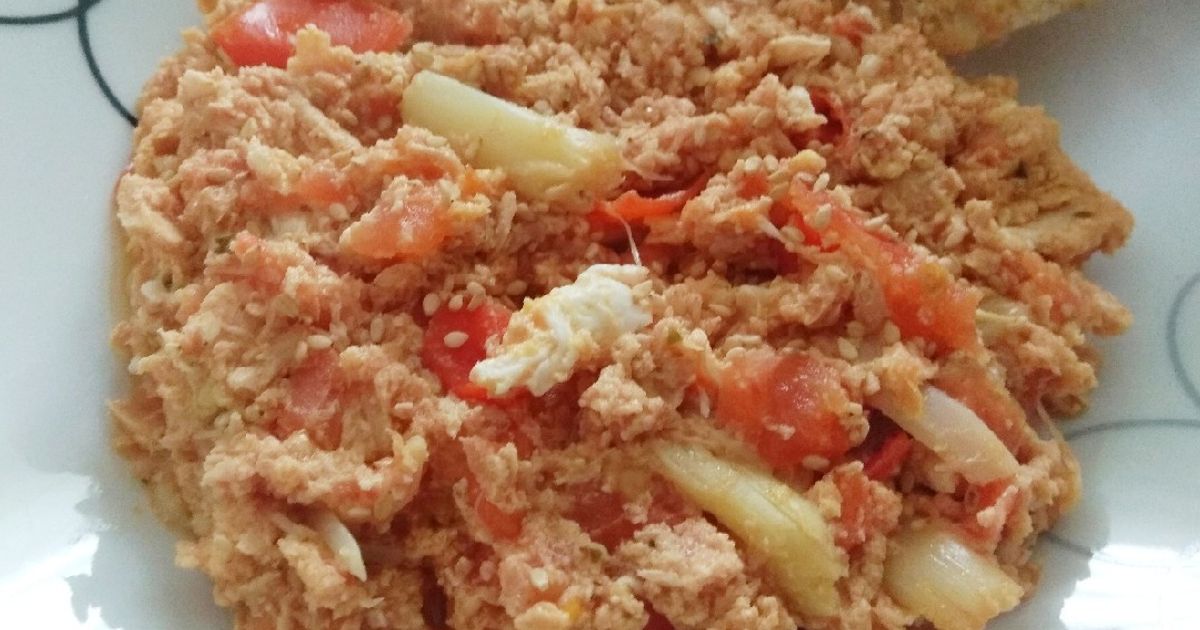 Revoltillo De Atún, Tomate Y Espárragos Receta de Dores Rial - Cookpad