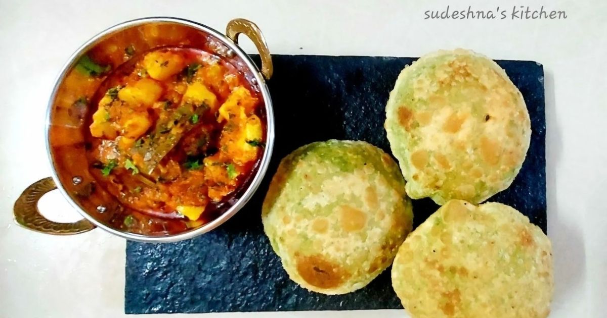 Koraishutir Kochuri R Aaloor Dum Recipe by Sudeshna Rajib Das - Cookpad