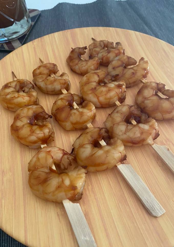 Brochetas de langostinos con salsa teriyaki en freidora de aire Receta de Loli- Cookpad