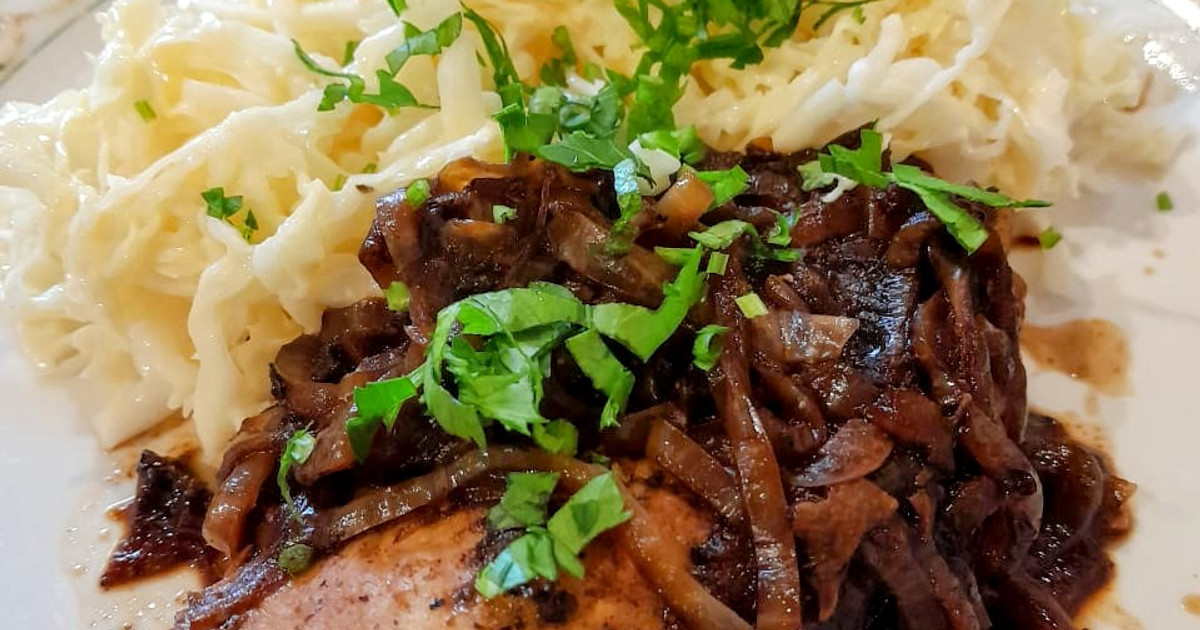 Pechuga Con Cebolla A La Salsa De Soja Receta de Valentina - Cookpad