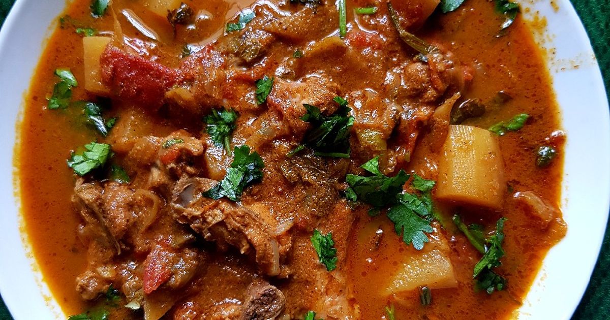 Chicken Curry Recipe by Maria Emmanuel - Cookpad