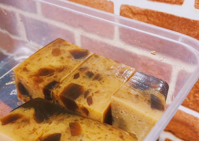 Resep Pudding Kopi Susu with Jelly Kopi oleh Nila Novi - Cookpad