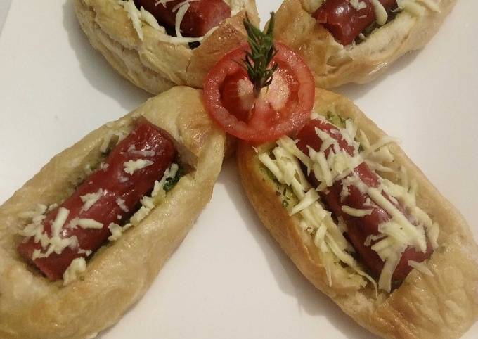 Stuffed Bagels Recipe by PHELIX - Cookpad