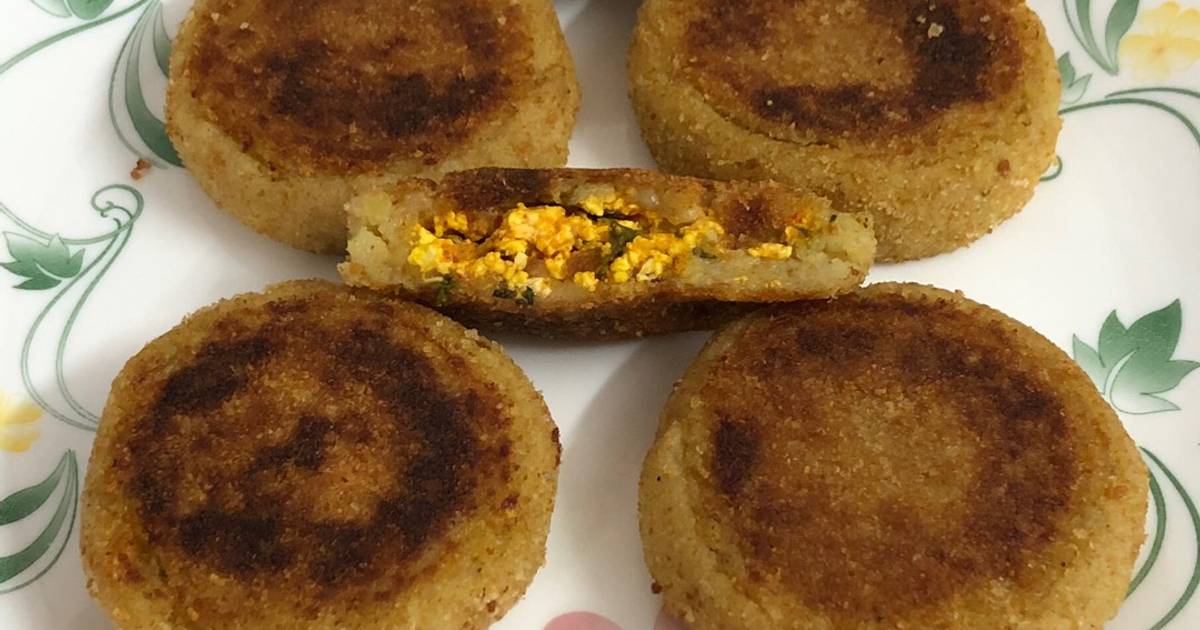 Cheesy Paneer Chops Recipe by Rosalyn_Kitchen - Cookpad