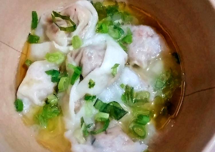 Resep Pangsit Kuah oleh aniesaryono - Cookpad