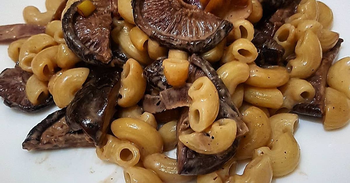 Macaroni Con Salsa De Hongos Shiitake Y Pollo Recipe by Rotten Cocina ☠ ...